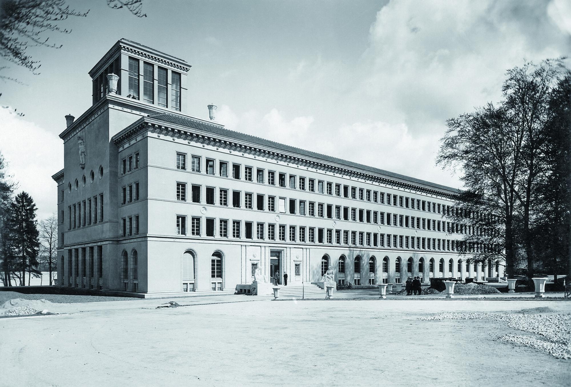 Chapter 3: The William Rappard Centre: From a tree's perspective ...